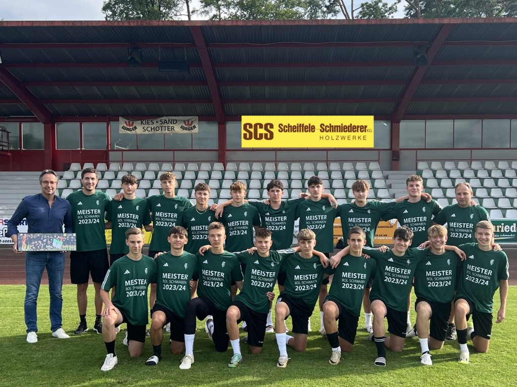 SCS sponsert Aufstiegs-Shirts der U17 - FC 1920 Gundelfingen e.V.